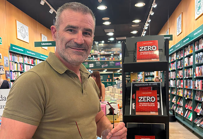 Fran Martínez presenta su libro contra el acoso escolar